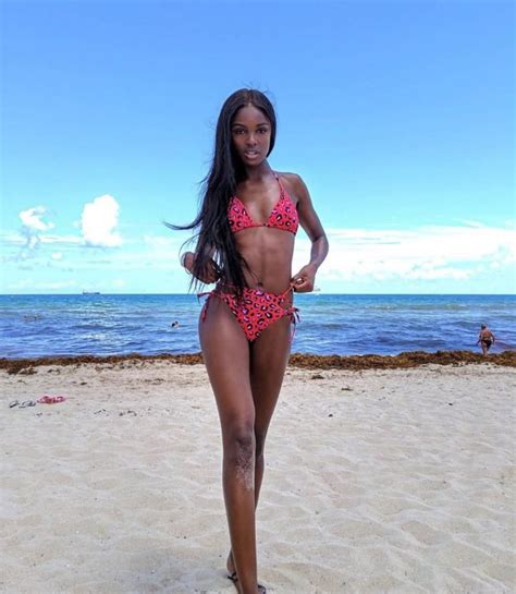 Leomie Anderson Nude And Sexy 41 Photos Thefappening