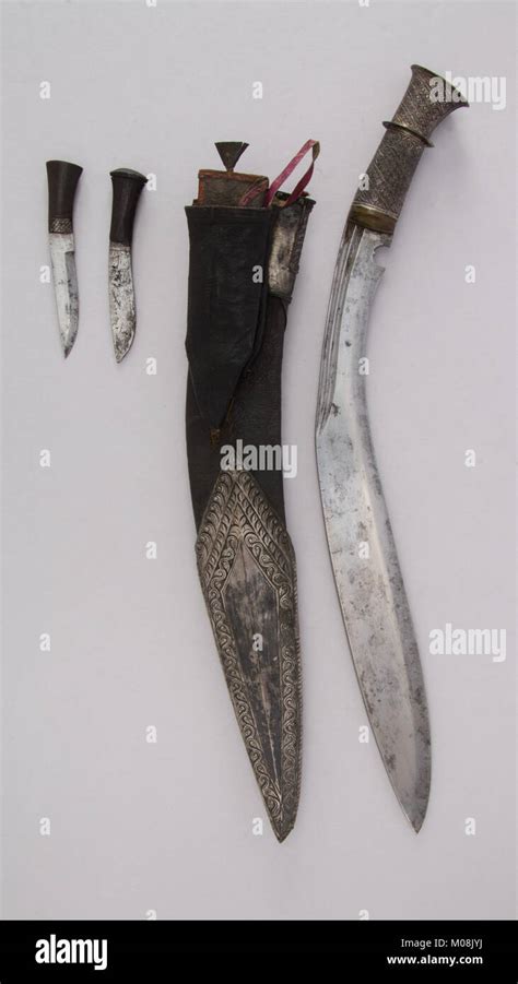 This South Asian Kukri Knife Set Met 3625827a E Includes Main Kukri With Sheath Two Small