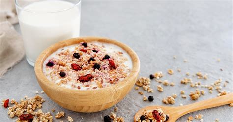 جدول نظام غذائي صحي يومي Yasmina