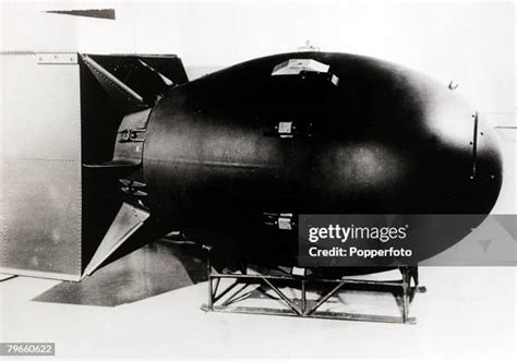 A Replica Of The Implosion Type Nuclear Weapon Code Name Fat Man Nachrichtenfoto Getty
