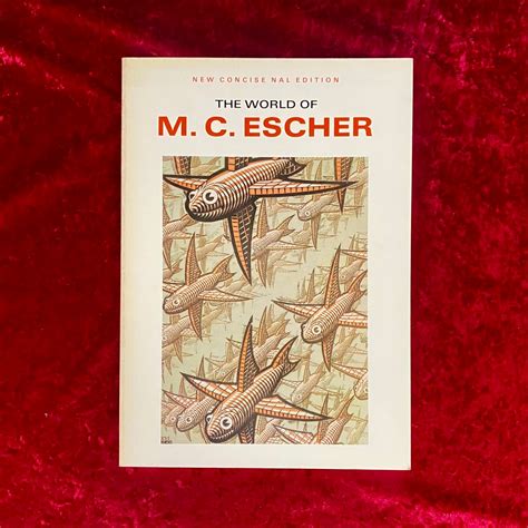 The World Of M C Escher 洋書 古書ドリス