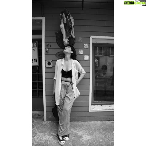 Neslihan Arslan Wiki Biography Age Gallery Spouse And More