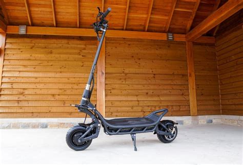 Nami Burn E 2 Review Our All Time Favorite Electric Scooter
