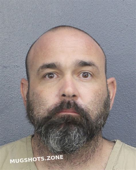 Colucci John Thomas 09 26 2025 Broward County Mugshots Zone