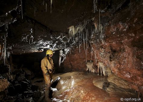 Dan Yr Ogof Photos