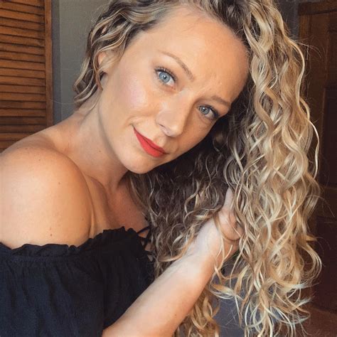 Small Claw Clip Is All You Need ⁣ Save For Later ⁣ ⁣ One Of The First