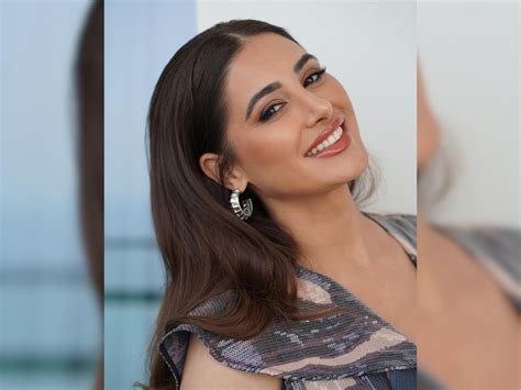 Nargis Fakhri Shares Bold Photos On Insta Her Gorgeous Look Got Viral