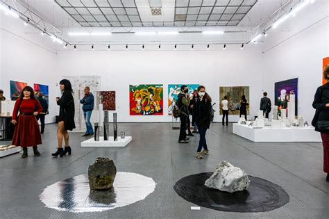 В НАЧАЛОТО Iii ЧАСТ МЛАДИ БЪЛГАРСКИ ХУДОЖНИЦИ Млади Български Художници