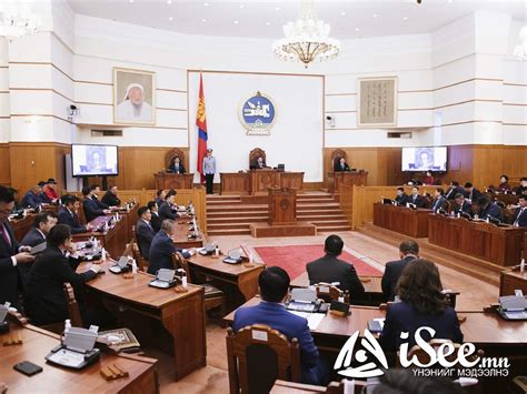 Эхний хэлэлцүүлгээр эмэгтэй нэр дэвшигчдийн квотыг 40 хувь болгохыг дэмжлээ Isee Mn