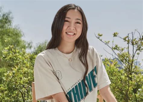 Fuslie Age Height Weight Net Worth Career And More Networthages