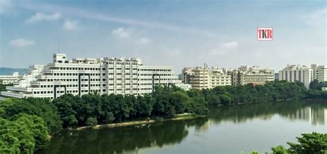 Vellore Institute Of Technology Turning Engineers Into Magicians