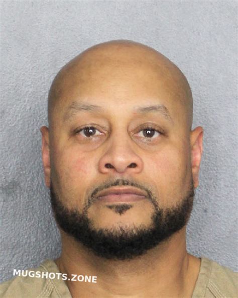 Hale Edward Le Darrell 10 26 2025 Broward County Mugshots Zone