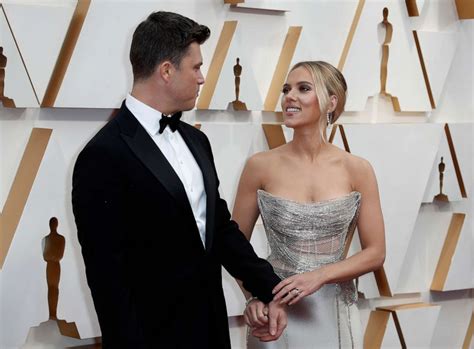 Oscars 2020 Scarlett Johansson And Colin Jost Among Red Carpet S
