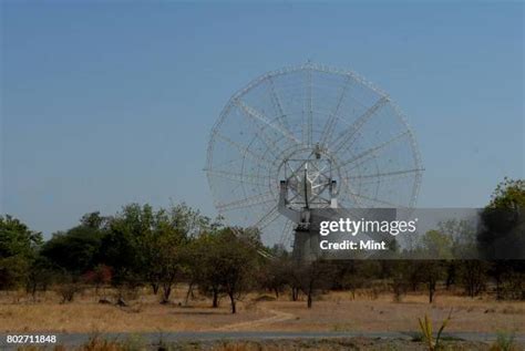 Giant Metrewave Radio Telescope Photos And Premium High Res Pictures