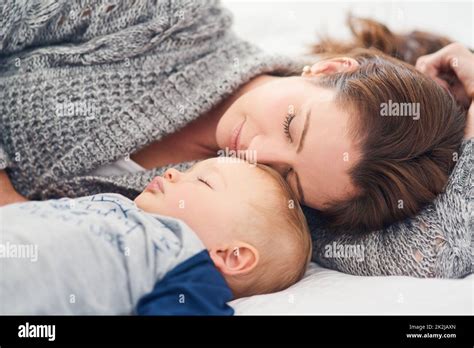 Mother Son Sleeping Together Hi Res Stock Photography And Images Alamy