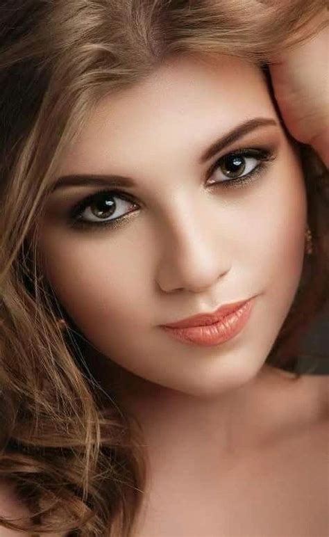 Lovely Eyes Stunning Eyes Most Beautiful Faces Pretty Eyes Gorgeous Women Beautiful Moon