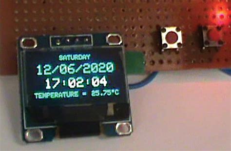 Real Time Clock With Temperature Display Using Arduino