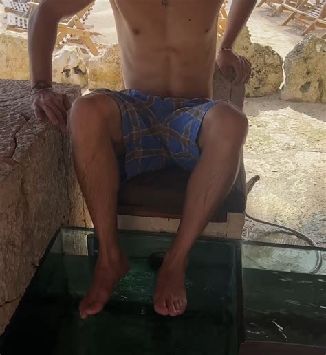 Noah Becks Feet