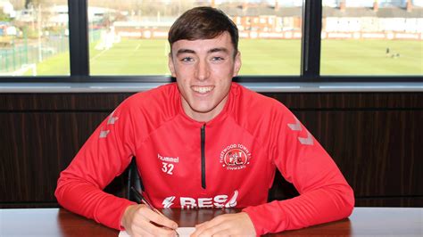 Harrison Holgate Signs New Deal With Fleetwood Fleetwood Town Football Club