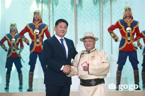 ФОТО Монгол Улсын Төрийн шагнал хүртсэн эрхмүүд