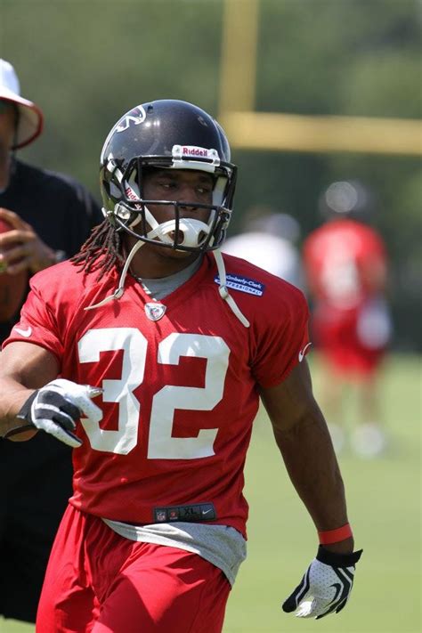 Pin By Michael Miller On Atlantafalcons2012 13 Football Helmets