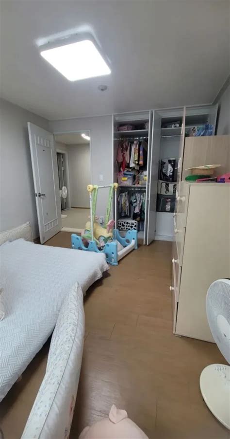 저는 상담해주시는 분들 중에 가장 정직하고 따뜻하게 상담해주시는 분을 고르게 되었습니다 전직업상 이런느낌은 한번에 오게되더라구요실제로도 선하세요대표님을