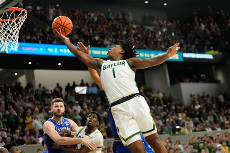 Robert Wright Iii Baylor Surge Past No 11 Kansas