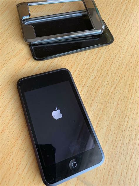 IPod Touch 1st Gen In Hounslow London Gumtree