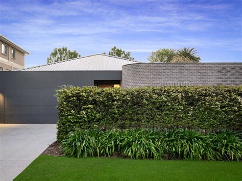 1 Vincent Place Albury Nsw 2640 Property Details