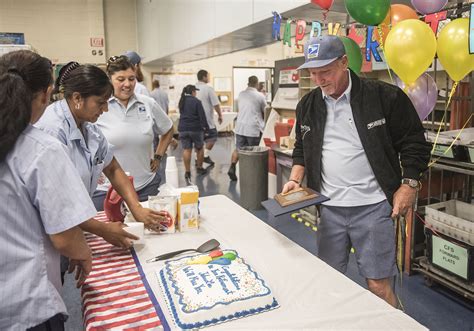 La Habra Mailman Makes His Last Delivery After 30 Years On The Job
