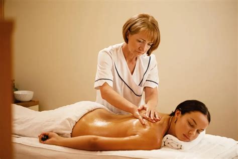 Conheça Os Tipos De Massagens Terapêuticas E Seus Benefícios Blog