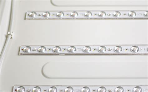 揽日月星辰入怀：小米新品yeelight吸顶灯星轨版体验 凤凰网