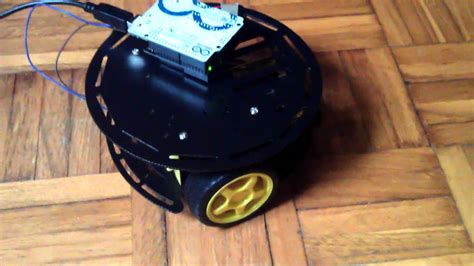 Dfrobot 2wd Con Arduino Uno Movimento By Robotprojects Youtube