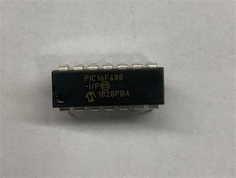 PIC16F688 I P Microchip Microcontroller 32 Kb Spdip At 105 Piece In Mumbai