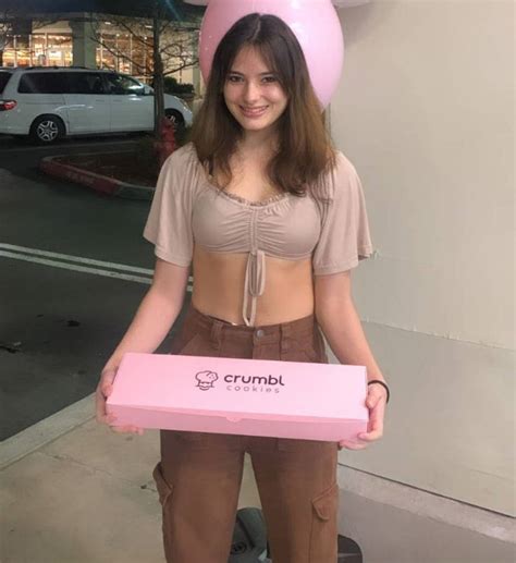 Can Someone Please Turn Me Into A Stone Statue By Tylee6978 On Deviantart