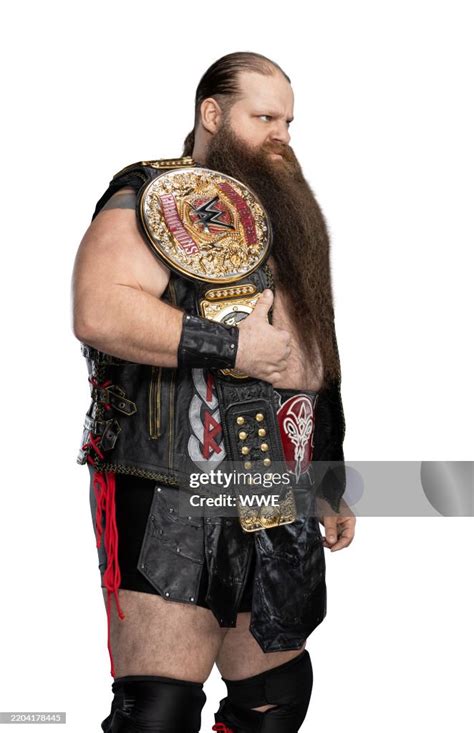 Wwe World Tag Team Champion Ivar Poses For Photos On January 13 2025