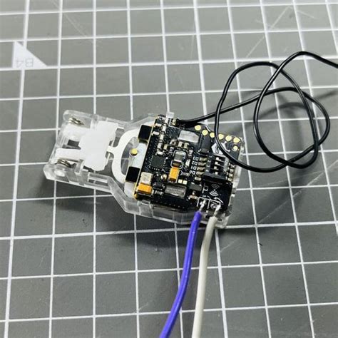 battery less self powered radio transmitter
