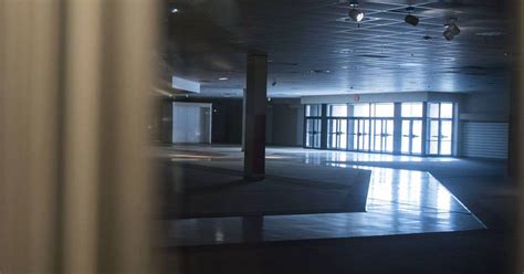 In Americas Most Middle Class City The Mall Is Dying Heres Why Wsj