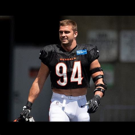 Sam Hubbard On Instagram Handsome Football Players Cute Football Players American