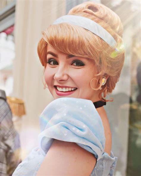 Pin By 2trh2 On Cinderella Face Characters Cinderella Face