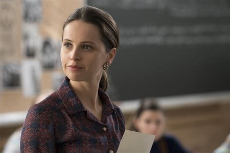 ผู้กำกับหญิงเก่ง มิมิ ลีเดอร์ เฟลิซิตี้ โจนส์ ผนึกพลังถ่ายทอดชีวิต