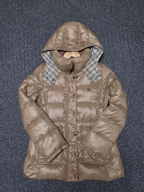 버버리 블루라벨 여성패딩 헬로마켓