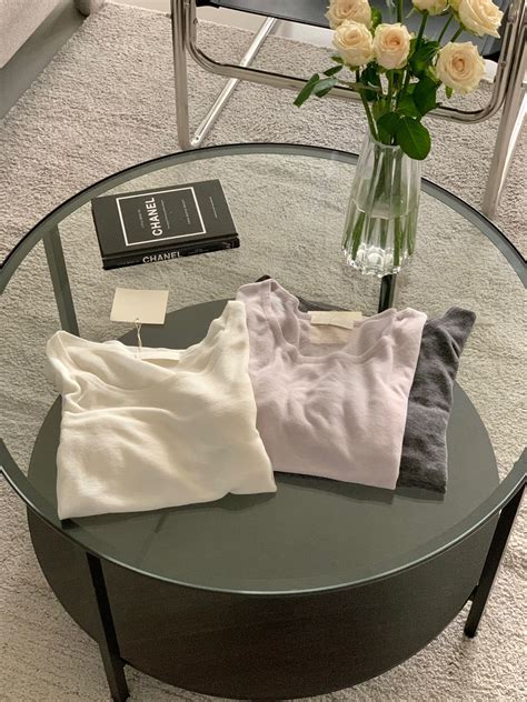 피터앤웬디 만능기본템👍🏻 플랫 시스루 티셔츠 위시버킷