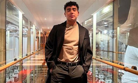 Felipe Saruma Dirige Video Musical De Silvestre Dangond Candela