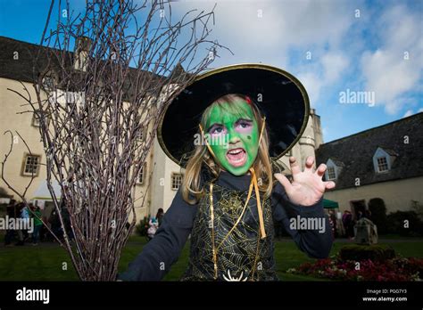 Picture Isla Cushing 4 Traquair House Halloween 2017 Scottish Borders