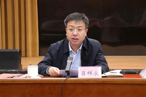 日照市庆祝“五一”国际劳动节座谈会召开王新生仲强发展