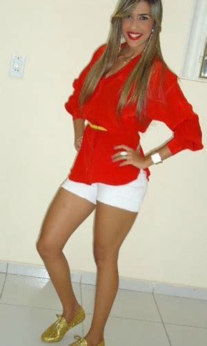 Gabriela Alves Feet