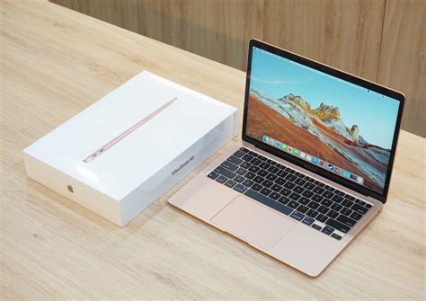 Macbook Air M M Gi R Nh T Th Tr Ng