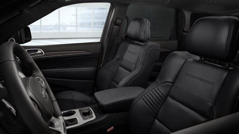 Jeep Grand Cherokee Trackhawk Leaves Jaguar Svr In The Dust Motorbiscuit