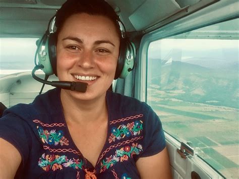 გაიცანით სამხედრო მფრინავი ეკა ქვლივიძე საგარეჯოდან Knews Ge